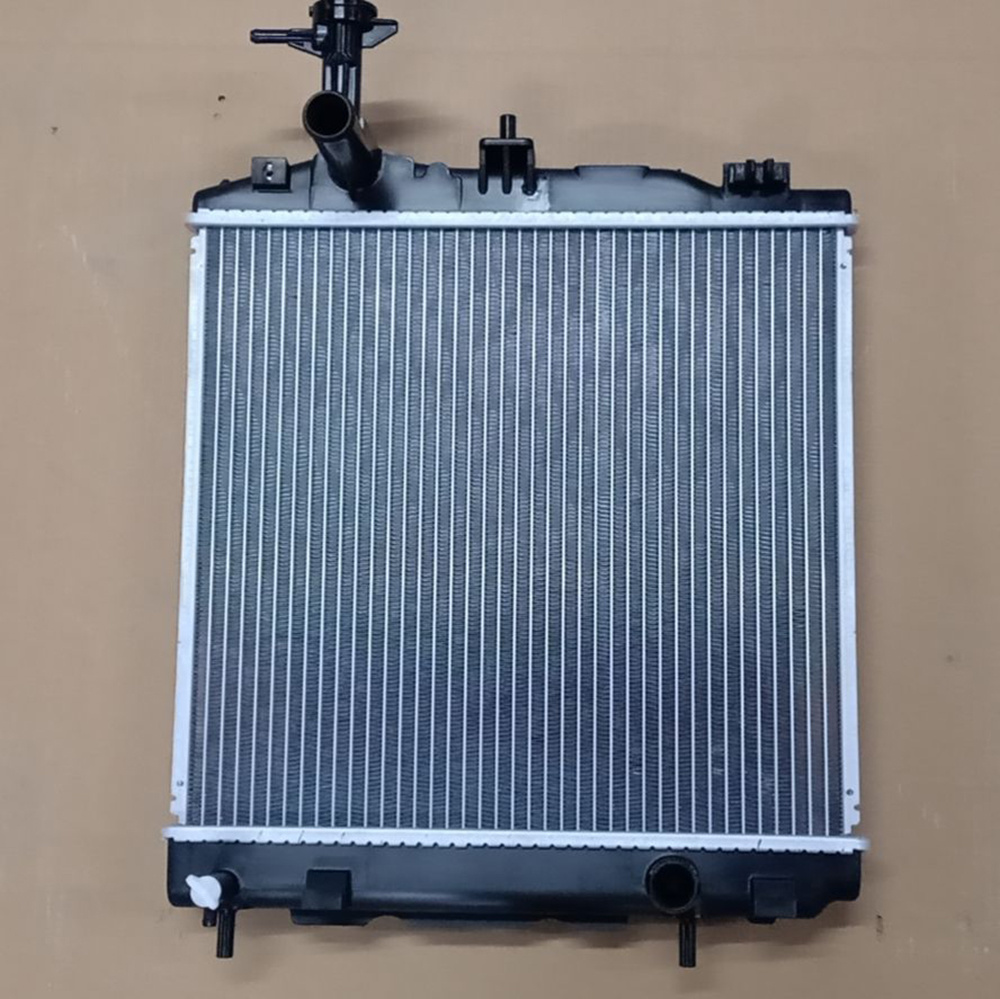 Car Cooling Tank Aluminum Radiator OEM 1350A798 for Mirage Mt